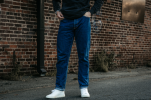 High Top vs Low Top Sneakers: Which is Right for You?